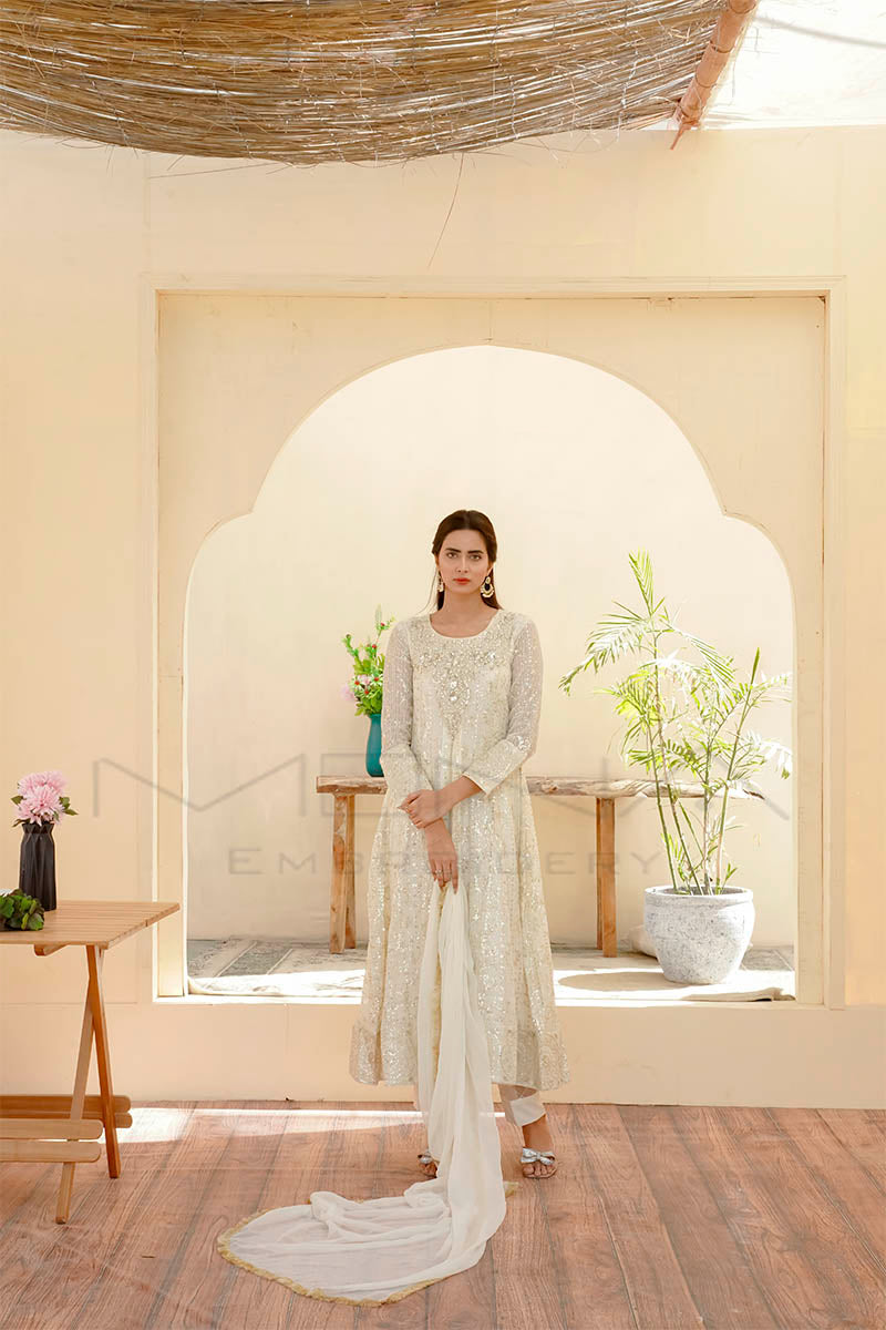 ARTISAN FLOW-OFF-WHITE – Mona Embroidery